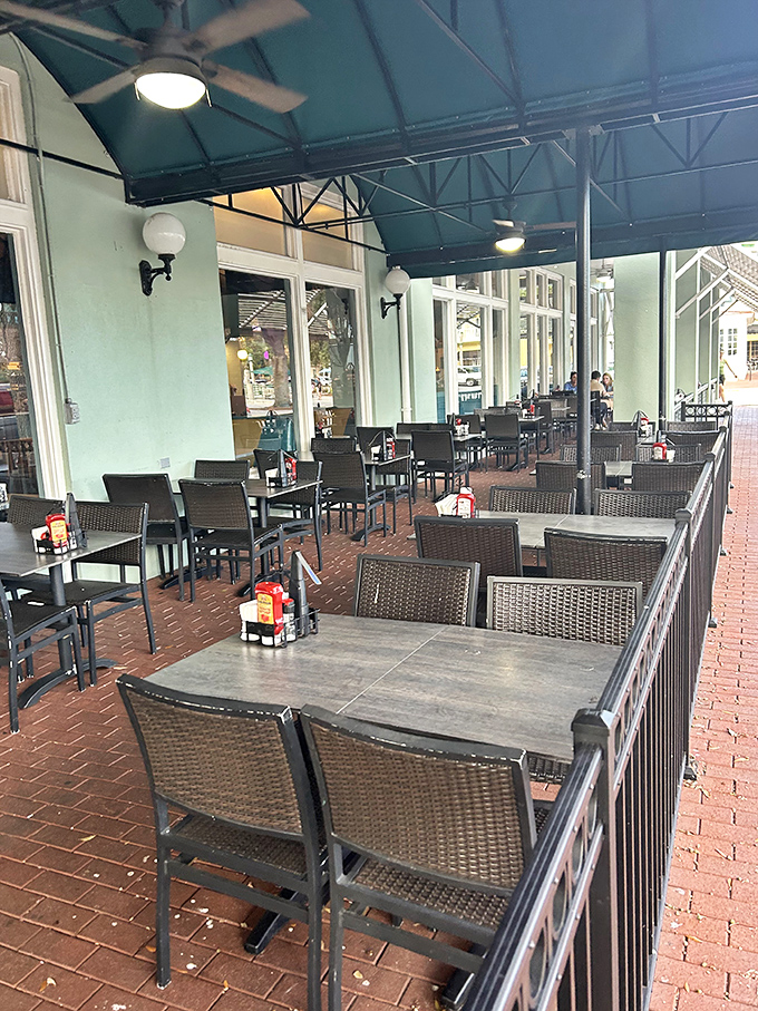 The outdoor seating area offers Florida sunshine with your coffee – because vitamin D makes everything taste better.