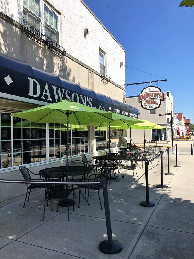 Outdoor seating for those perfect Indiana days. When the weather cooperates, these tables become the hottest real estate in Speedway.