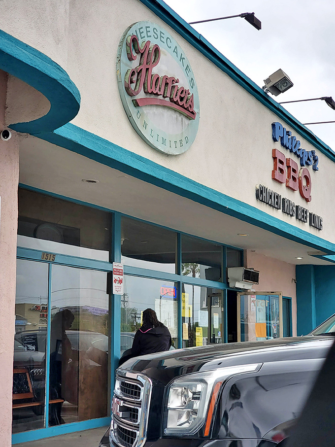 Sharing a strip mall with BBQ means you can plan your entire day around this corner &ndash; savory followed by sweet, as nature intended.