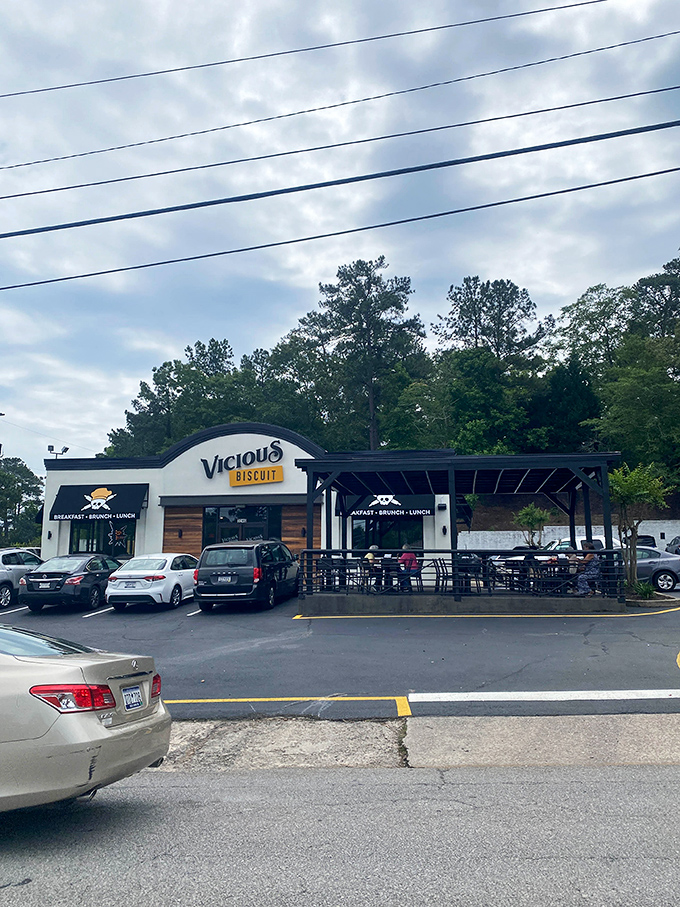Even the parking lot hints at the popularity of this unassuming breakfast destination drawing crowds.