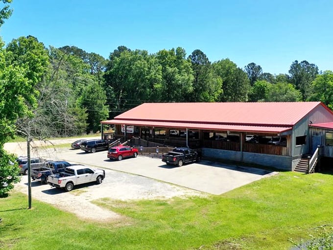 From above, Benton Lee's looks like any roadside restaurant, but those who know better see it as a pilgrimage site for steak lovers.