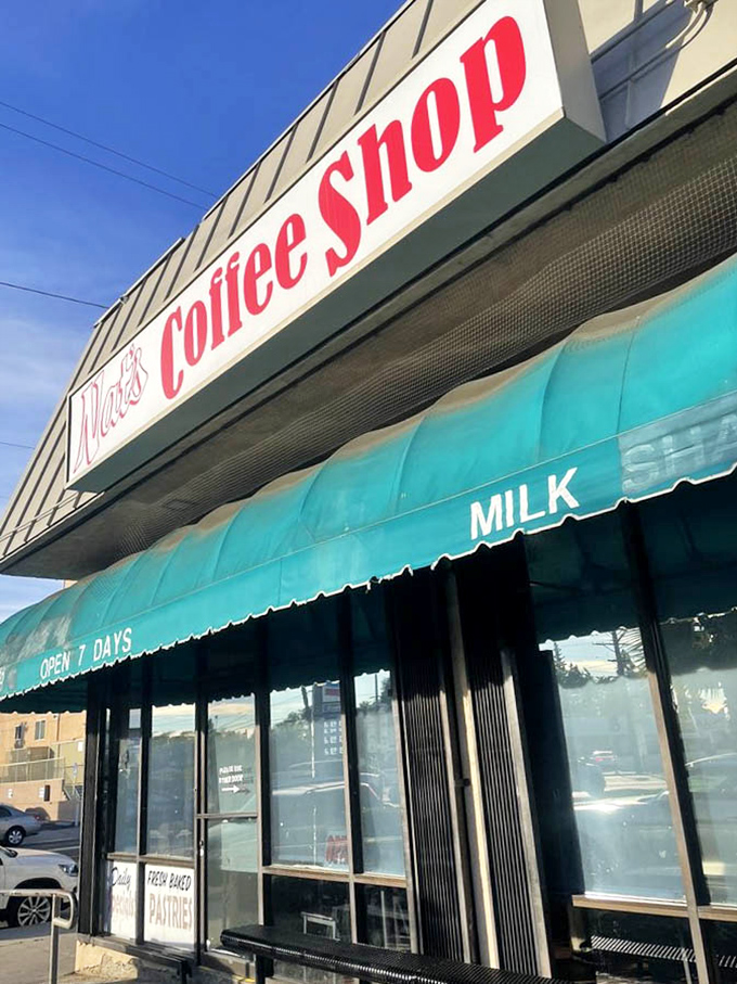 When the weather cooperates, breakfast moves al fresco&mdash;because everything's better with a side of sunshine.