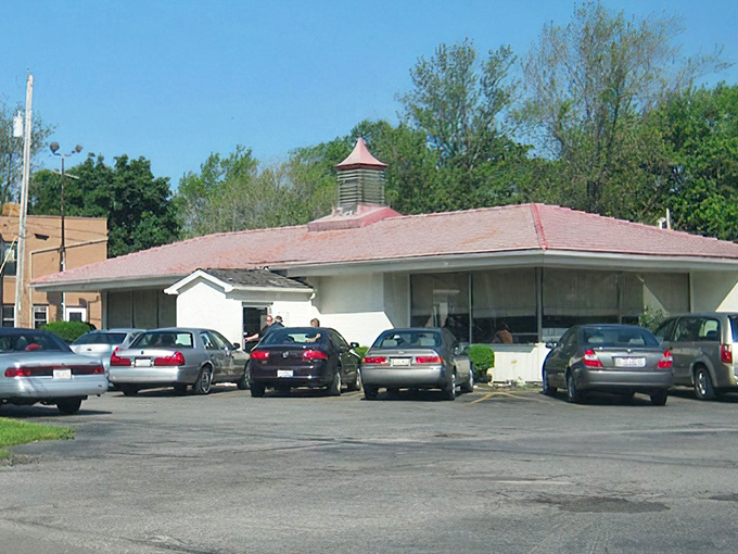 A parking lot that fills with cars bearing license plates from counties far and wide&mdash;all making the pilgrimage for that famous perch.