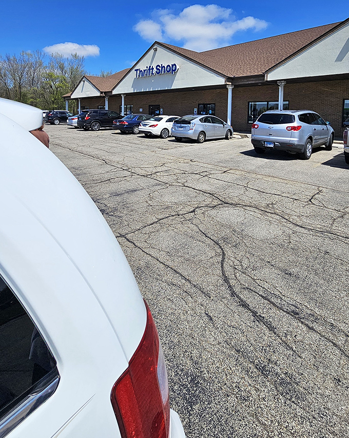 The parking lot tells the story of AbleLight's popularity. Like a good restaurant, sometimes the number of cars outside is all the review you need.