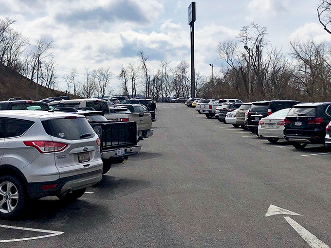 The packed parking lot tells you everything you need to know&mdash;this isn't just a restaurant; it's a destination. The secret is definitely out.