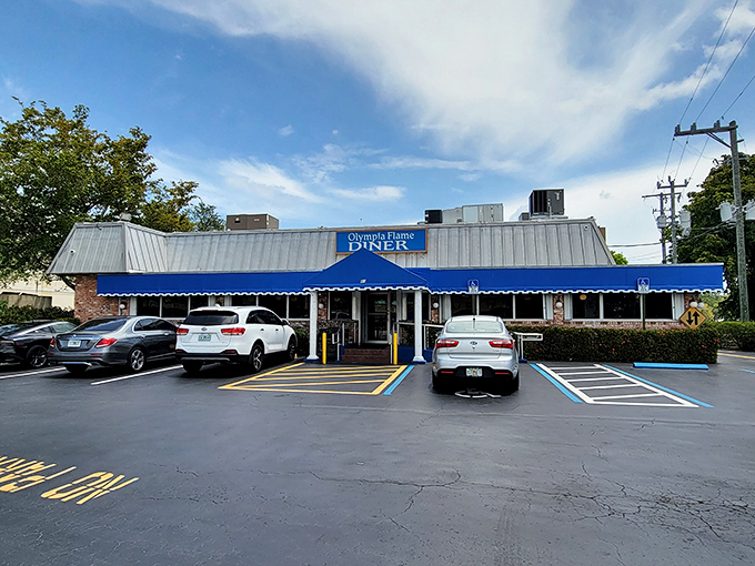 Even the parking lot says "welcome"&mdash;convenient spaces just steps away from your next memorable meal in Deerfield Beach.