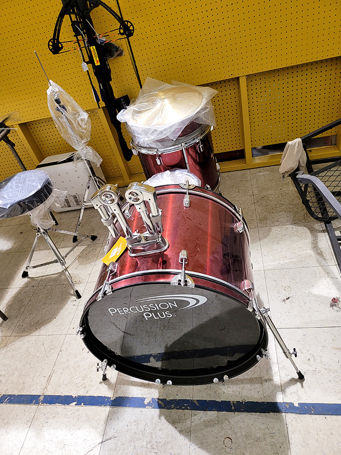 A drum kit waiting for its next gig, priced less than the noise complaints it will generate in its new home.
