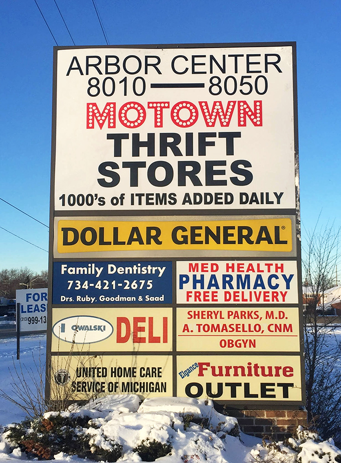 The sign promises thousands of daily additions &ndash; mathematical proof that return visits are absolutely necessary. 