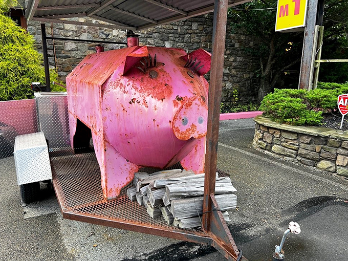The pink pig smoker outside tells you everything you need to know: this place takes its meat seriously. Very seriously.