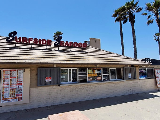 Surfside Seafood keeps it simple &ndash; fresh catch, no fuss, the way seafood joints used to be.