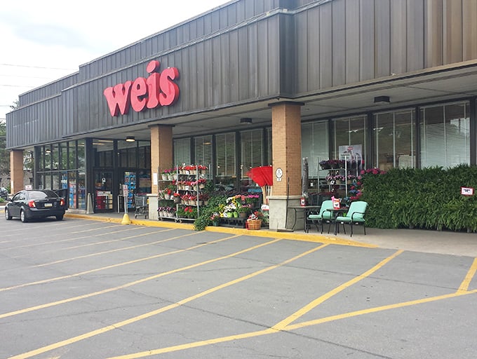 Weis Market offers fresh produce without the overwhelming choices that make grocery shopping feel like taking the SATs all over again.