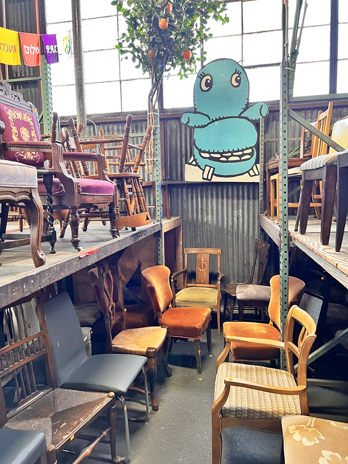 Chair-apalooza! From mid-century modern to "what were they thinking?"&mdash;seating options for every personality disorder.