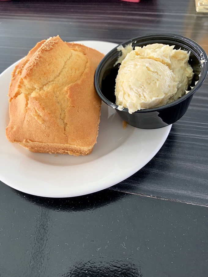 Cornbread and butter&mdash;the barbecue equivalent of Astaire and Rogers. They're each great solo, but magic together.