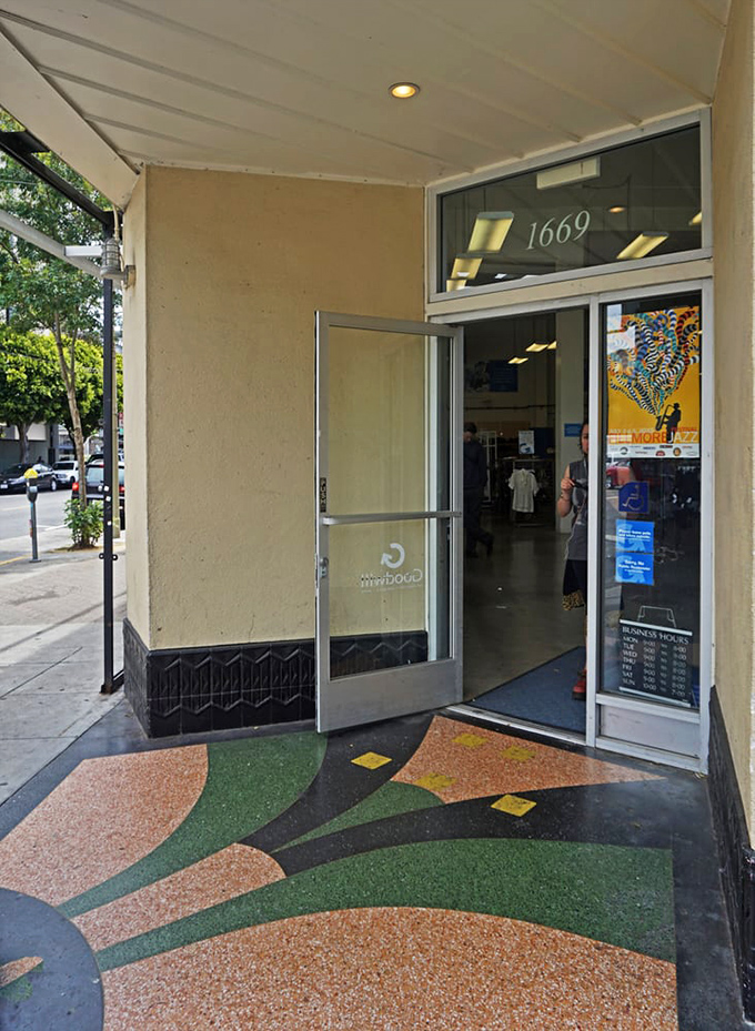 The entrance mosaic says it all—colorful, unexpected, and welcoming you into a world where one person's discards become another's discoveries.