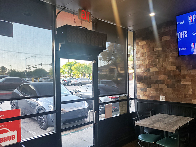 Through those windows, you can watch the parking lot fill with fellow burger pilgrims.