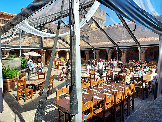 Al fresco dining with a side of 15th-century ambiance. These tables have hosted fewer royal conspiracies than birthday celebrations and marriage proposals.