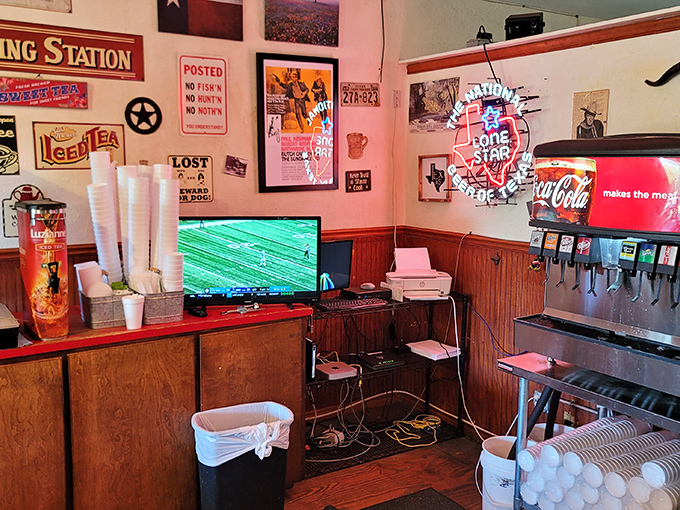 Texas memorabilia covers every inch of wall space, creating a museum of Lone Star pride where you can enjoy a cold drink while watching the game.