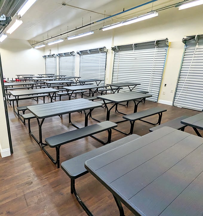 The dining area awaits hungry shoppers like an oasis of rest. Those benches have heard countless "look what I found" stories.
