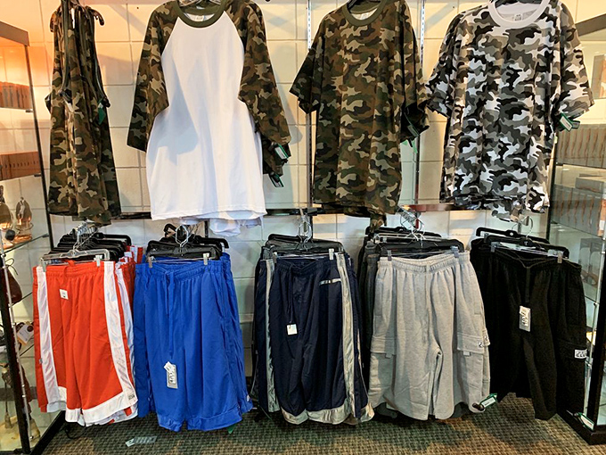 Fashion that proves style is eternal&mdash;these barely-worn pieces suggest Palm Springs visitors pack entire wardrobes just for weekend getaways.