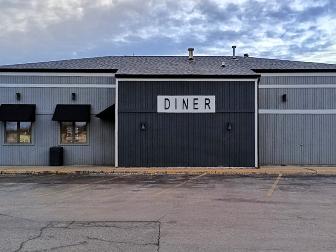 The simple exterior view showcases the diner's no-nonsense approach&mdash;where what matters is what's happening in the kitchen, not on the facade.