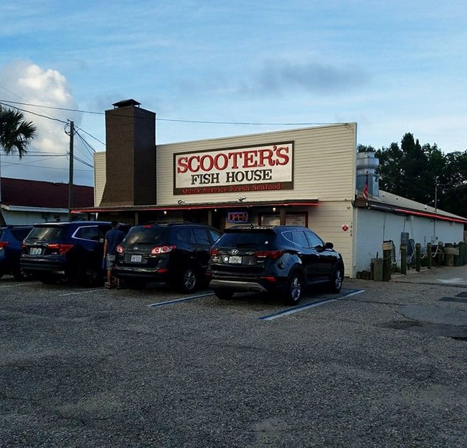 The outdoor patio&mdash;where the Florida breeze enhances your meal and reminds you why you live in (or visit) the Sunshine State.