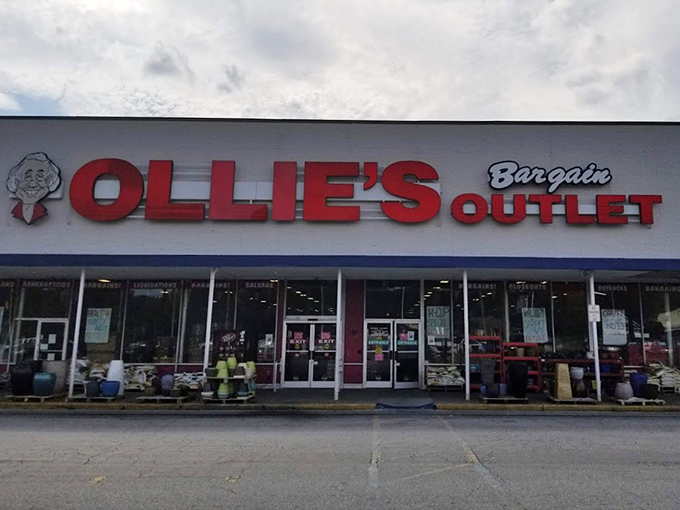 The storefront that launched a thousand bargain hunts. Like a discount Disney World, but the magic here is in the markdown.