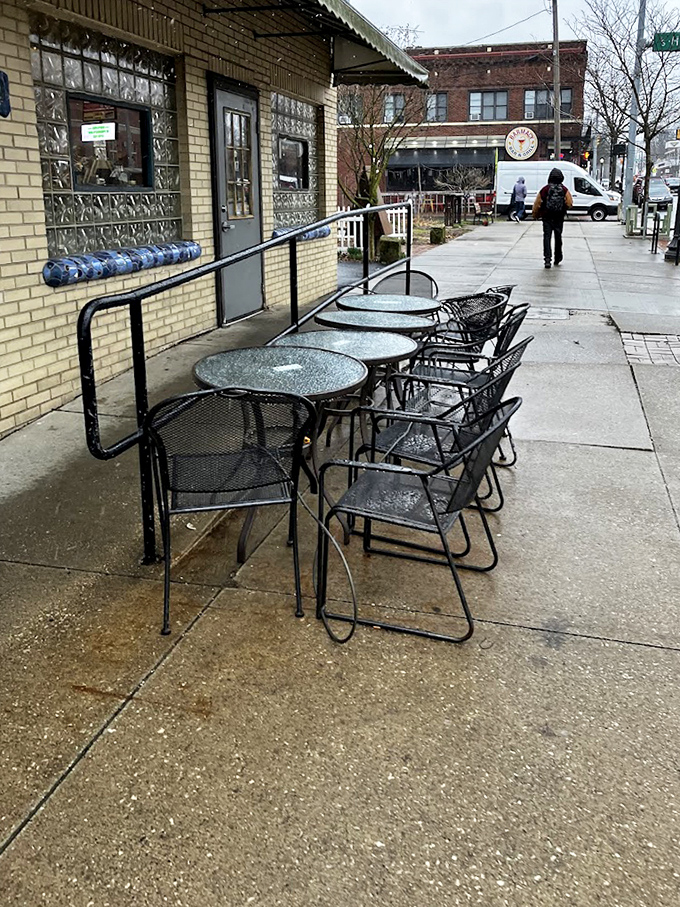Outdoor seating for when you want your coffee with a side of Akron street theater, weather permitting.