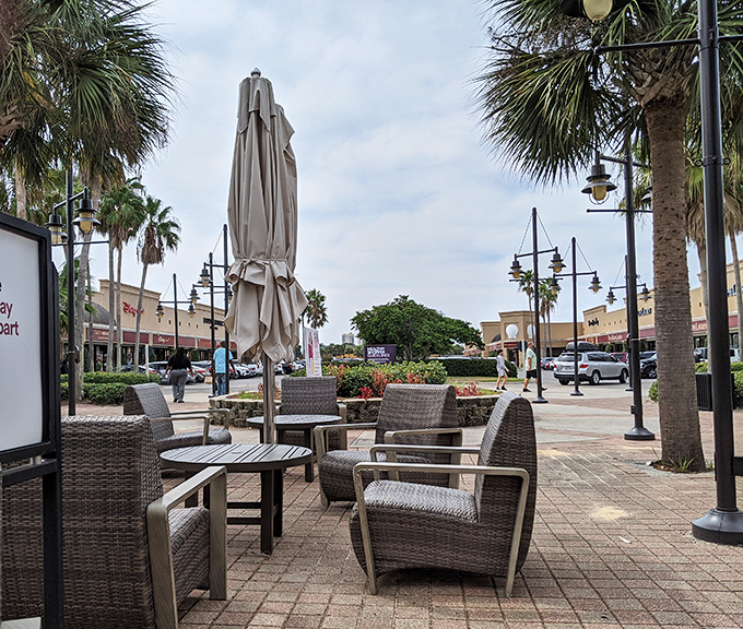 Between shopping sprints, these outdoor seating areas offer retail athletes a chance to rest, regroup, and strategize their next discount conquest.