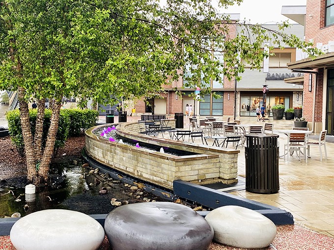 Water features and comfortable seating create moments of zen amid shopping madness&mdash;because even the most dedicated bargain hunters need to catch their breath.