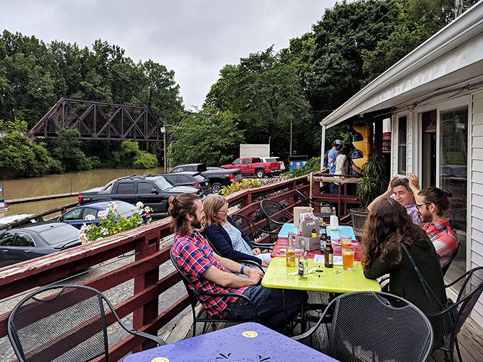 Outdoor dining with a view of the water&mdash;because the only thing better than eating great fish is doing so while watching where it came from.