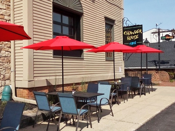 When Ohio weather cooperates, the outdoor seating area becomes prime real estate for enjoying that famous bisque under blue skies.