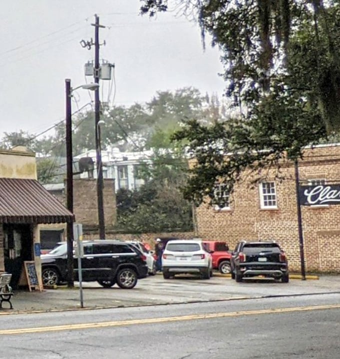 The parking area might not look like much, but those cars represent pilgrims on a quest for what locals call "the best breakfast in Georgia."