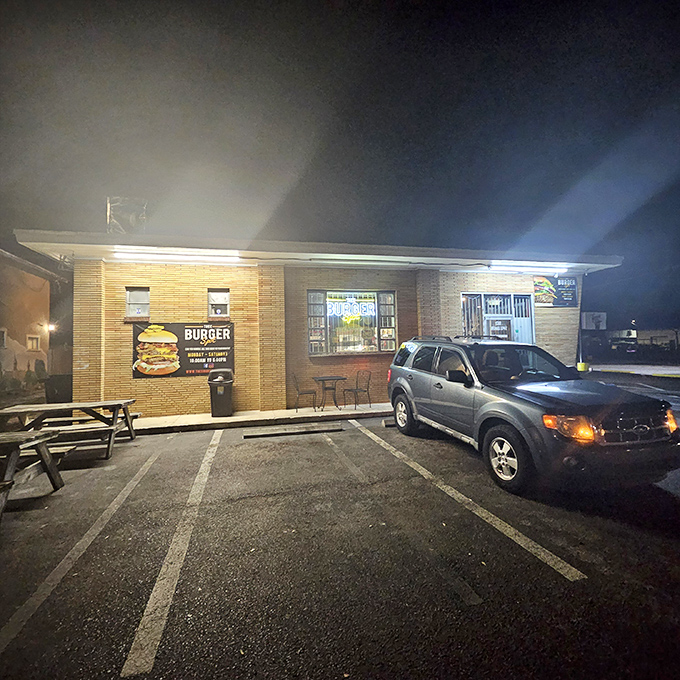 Even at night, the glow of Thee Burger Spot calls to hungry souls like a lighthouse guiding ships to safe, delicious harbor.