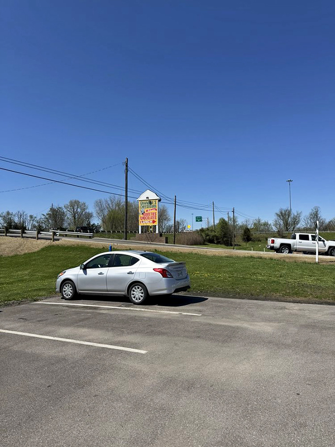 Convenient parking makes it easy to load up on fudge without requiring Olympic-level shopping bag juggling skills.