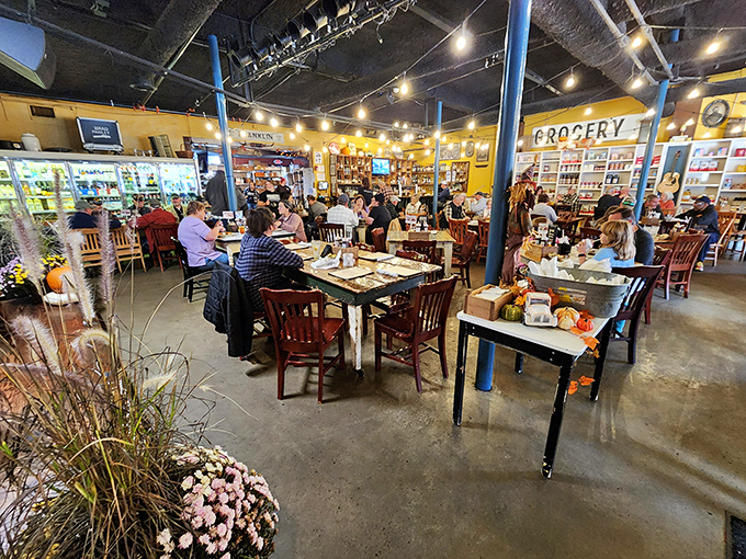 Full tables tell the truth about good food &ndash; locals and visitors gather in this converted grocery space where conversations flow as freely as the sweet tea.