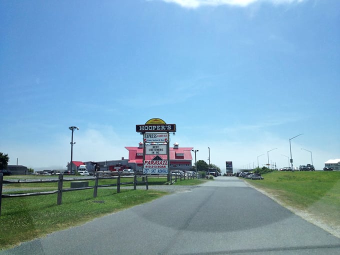 The Hooper's sign on the horizon works like a lighthouse for hungry travelers&mdash;guiding you to safe harbor where seafood dreams come true.