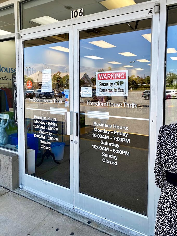 Business hours clearly posted for treasure hunters planning their expeditions. The thrill of the find is worth scheduling your week around.