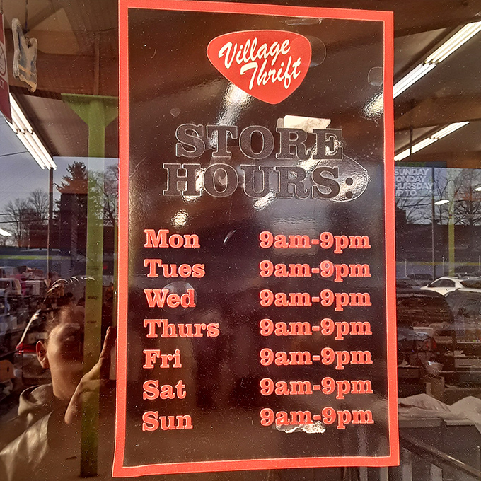 Open every single day until 9pm, because treasure hunting shouldn't be restricted to banker's hours.