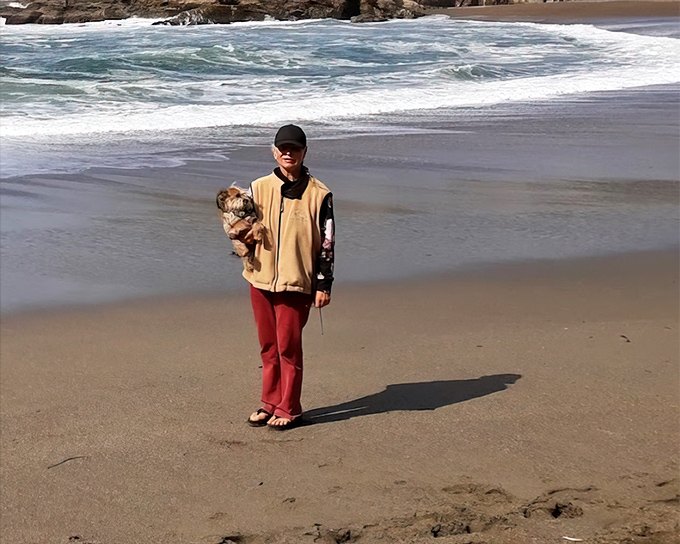 Even the four-legged visitors seem to appreciate the therapeutic qualities of sand between the toes and salt air in the lungs.
