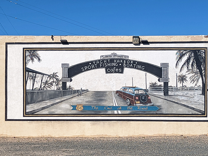 Wall art that proves Americans have always been gloriously weird about their highways.