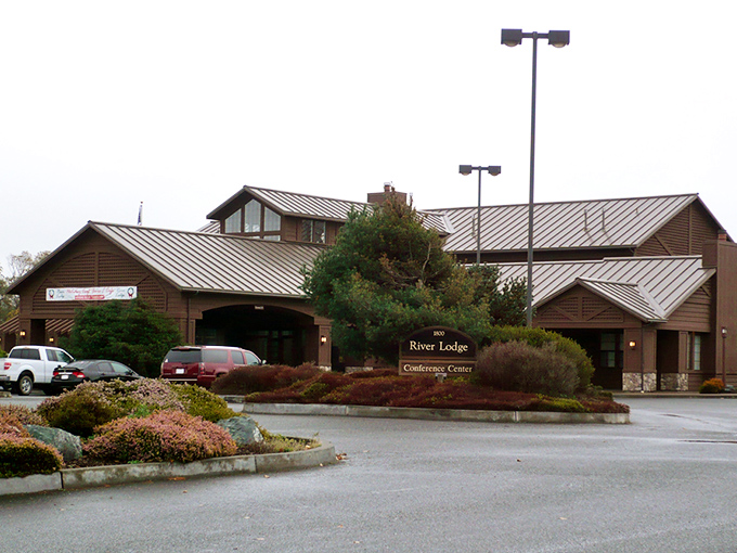 Hospitality welcomes you to this timber town where nature provides the entertainment.