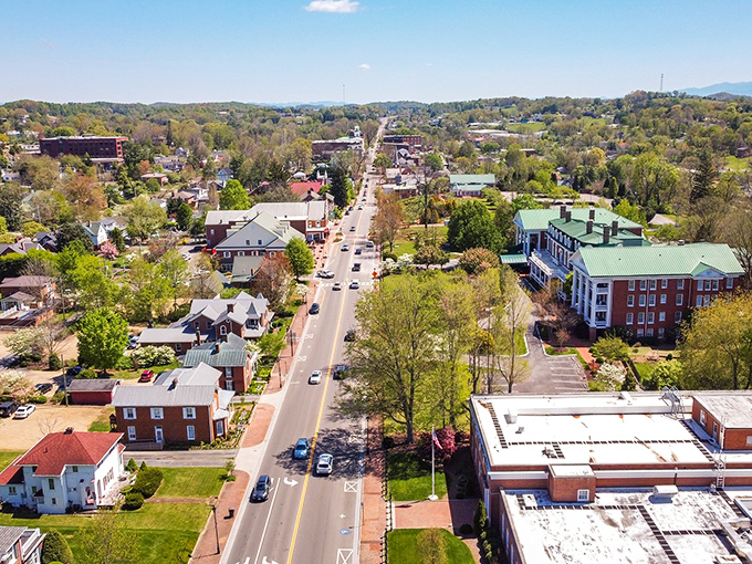 From above, Abingdon reveals itself as a perfect patchwork of historic buildings, green spaces, and tree-lined streets&mdash;small-town America at its finest.