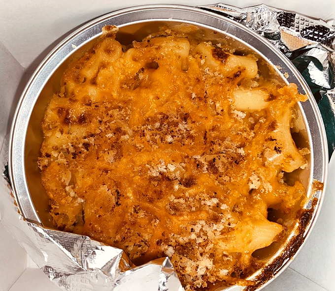 Cheese pulls for days! This isn't just mac and cheese; it's a bubbling cauldron of comfort that would make even a cheese skeptic weak at the knees.