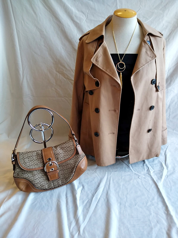 This trench coat and Coach bag combo isn't just fashion&mdash;it's a masterclass in thrift store strategy. Designer finds that would make your full-price friends jealous.