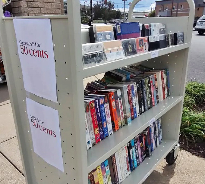 A vintage Singer sewing machine that's not just an antique – it's a working piece of American industrial history with stories stitched into every gear.