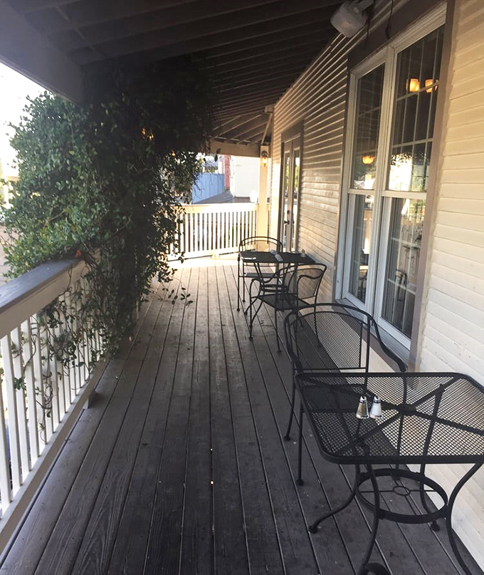 The deck seating offers a perfect perch for people-watching while savoring seafood that was swimming this morning. Florida dining as it should be.