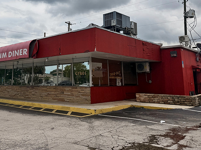 From the outside, Stadium Diner might not look like much, but that's the first rule of hidden gems—they don't advertise their treasures.