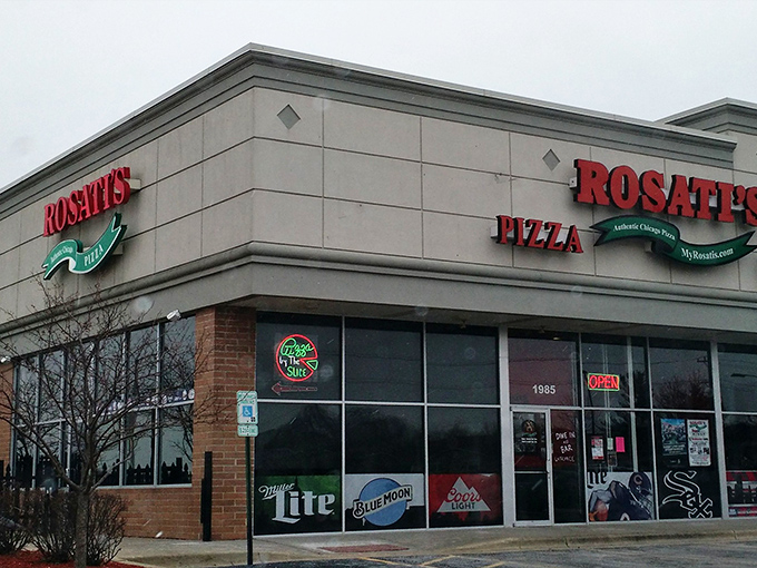 Another view of the Rosati's exterior &ndash; a beacon of hope for the hungry in Yorkville. Those windows have witnessed countless pizza cravings satisfied.