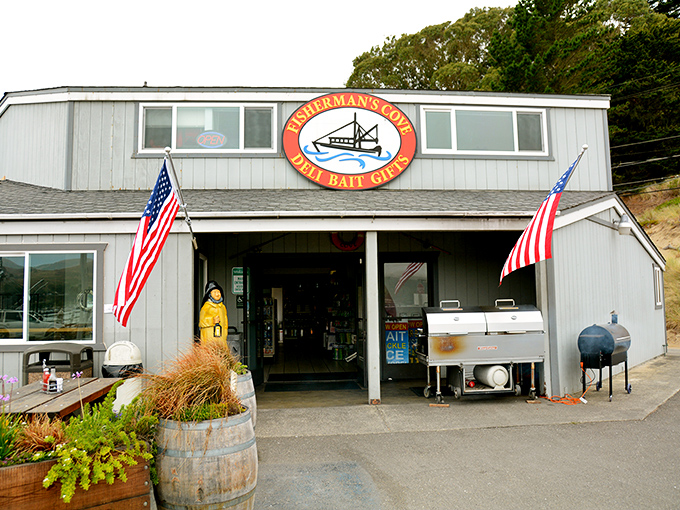 At Fisherman's Cove, picnic tables with umbrellas aren't just seating&mdash;they're front-row tickets to seafood nirvana.