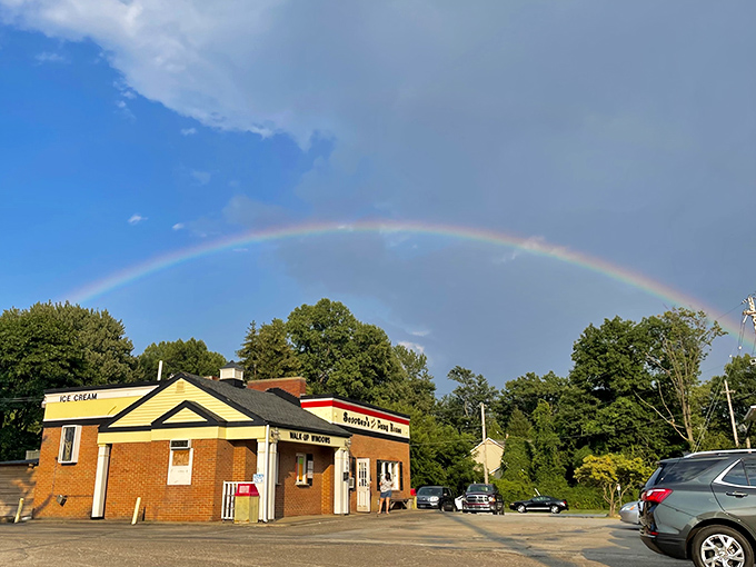 Even Mother Nature approves&mdash;sending a rainbow to crown what might be the pot of culinary gold at the end.